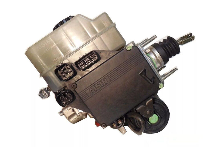 How Brake Pumps Work: The Role of Master Cylinders in Braking Systems ...